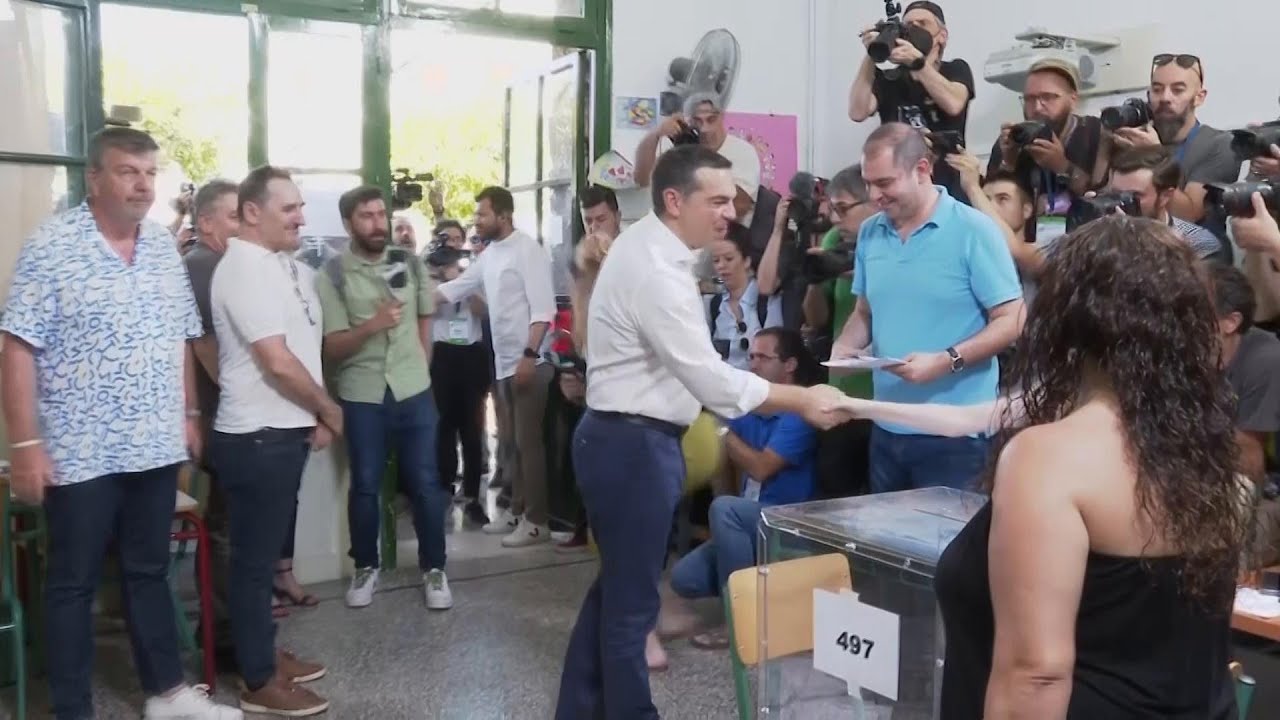 Alexis Tsipras votes in Greek election - YouTube