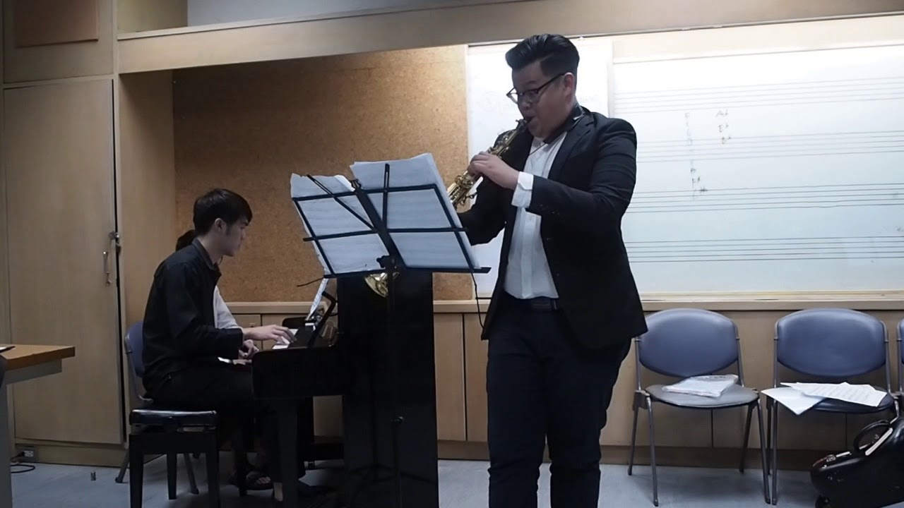 Carl Philip Stamitz - Concerto no.3 (III. Rondo) - YouTube