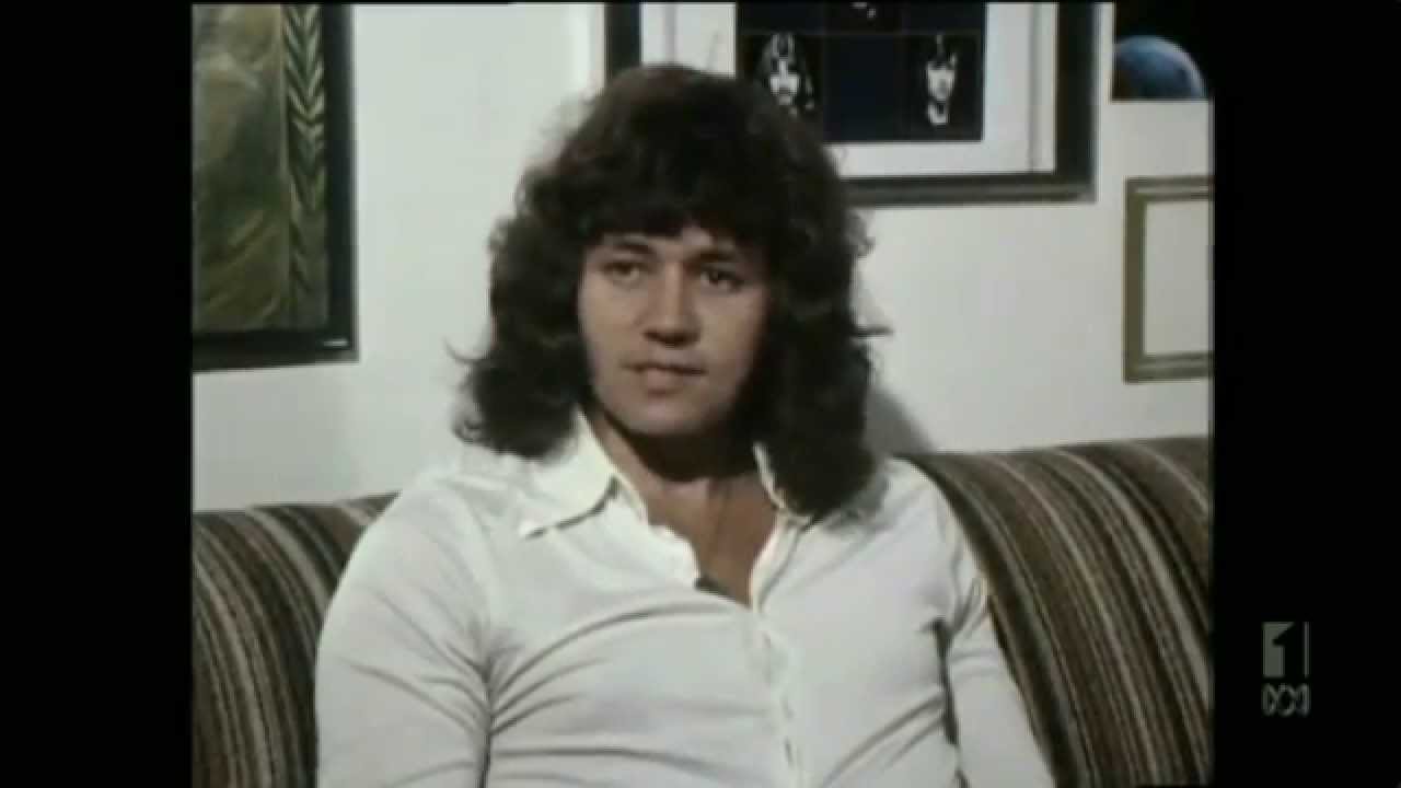 Countdown (Australia)- Molly Meldrum Interviews Bev Bevan- December 24 ...