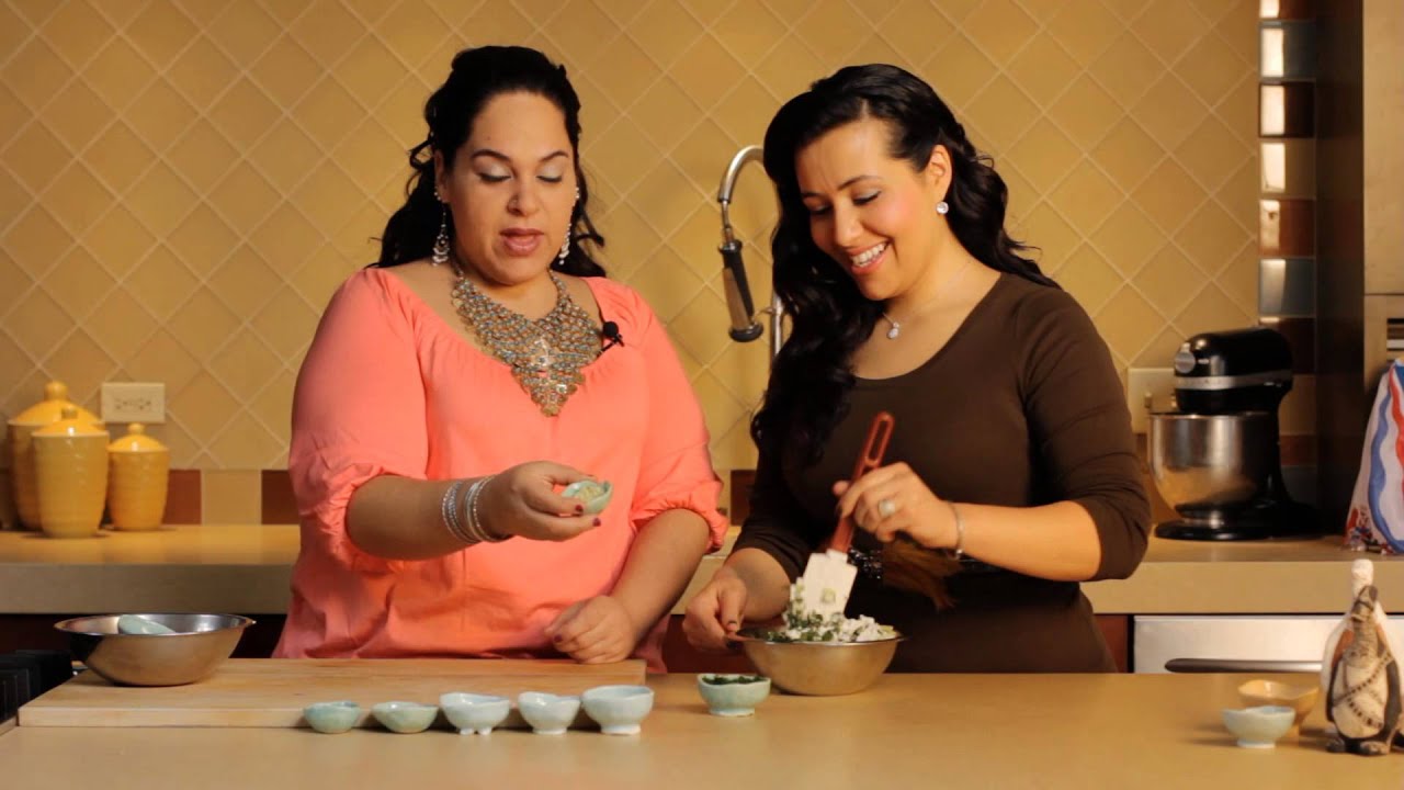 Assyrian Kitchen Quick Recipes Series | Cucumber Yogurt Salad - YouTube