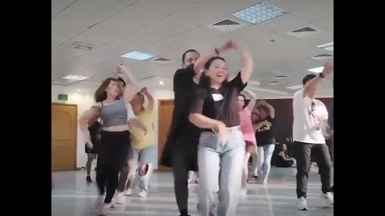 Learn to Dance Bachata / Social Dance - YouTube