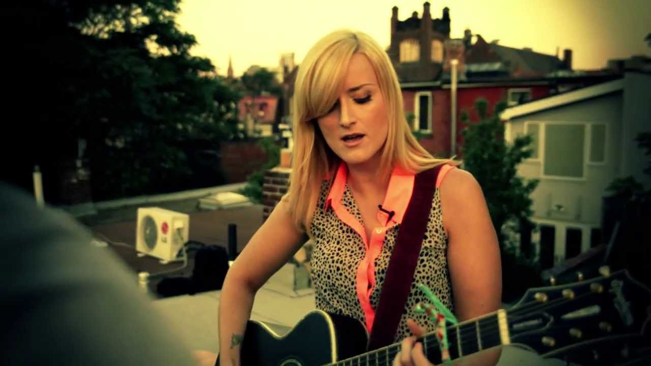 Emma-Lee - I Won't Back Down [Tom Petty Cover] - YouTube