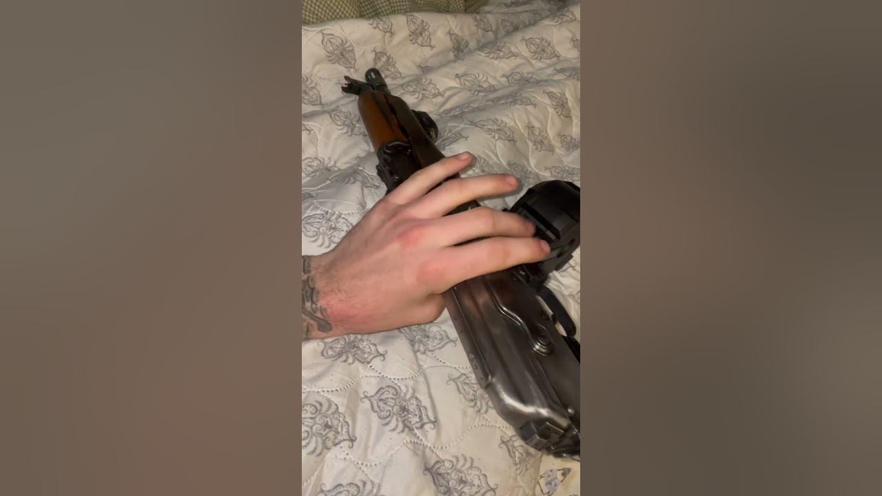 Drake got one Nip. - YouTube