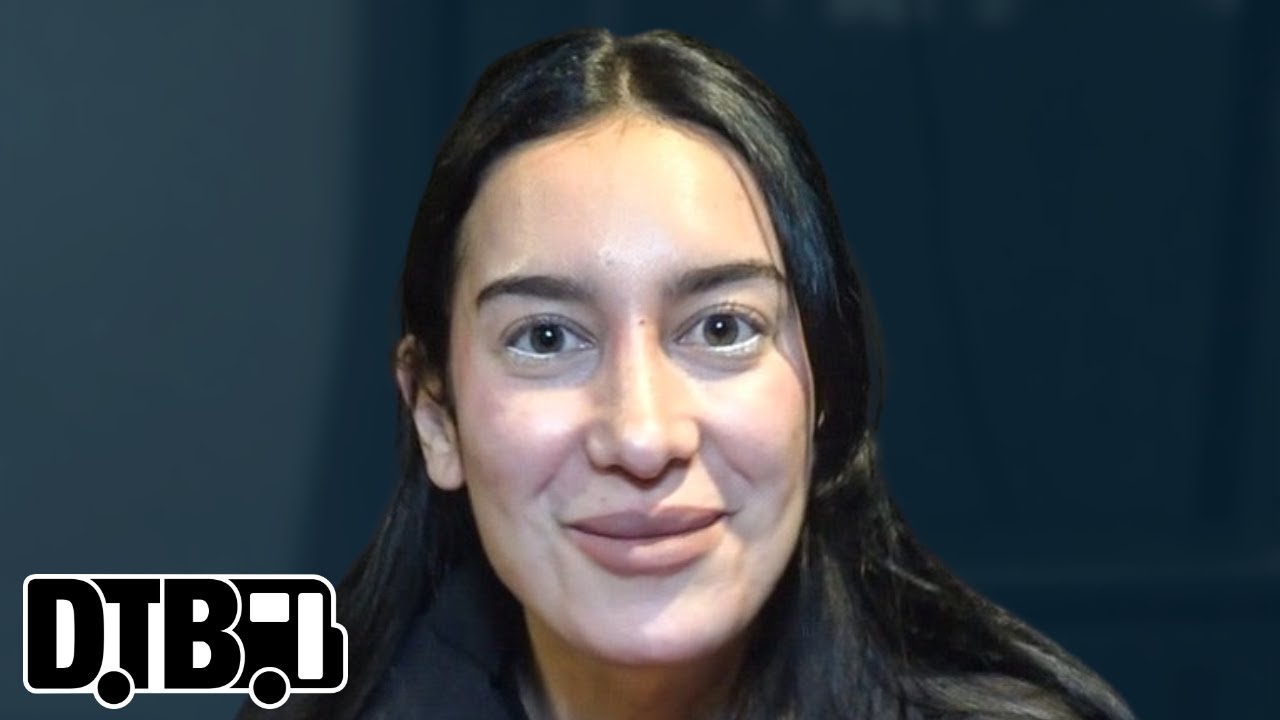 Julia Wolf - DREAM TOUR Ep. 993 - YouTube