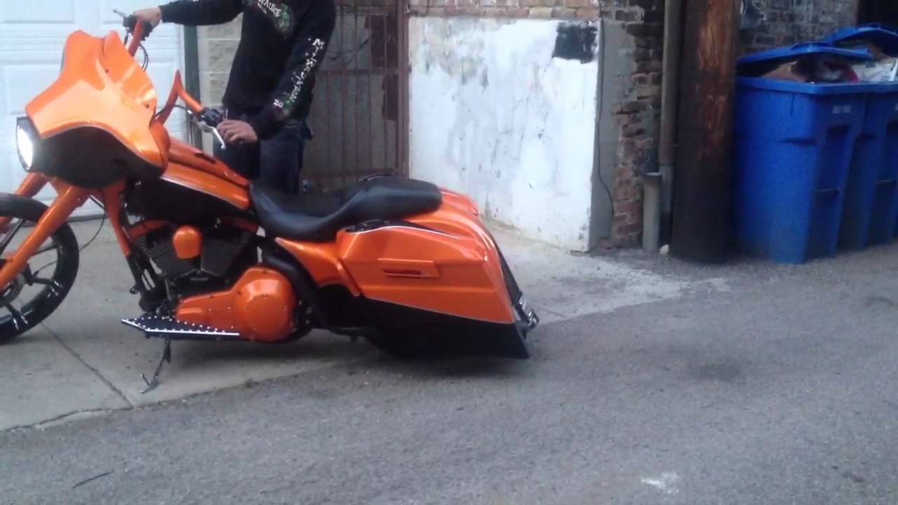26" Wheel Custom Bagger Harley Flame Thrower - YouTube