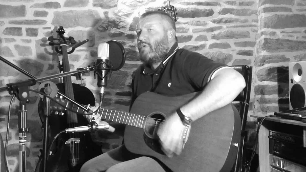 Robin - I Need Your Love - Calvin Harris/Ellie Goulding (reprise ...