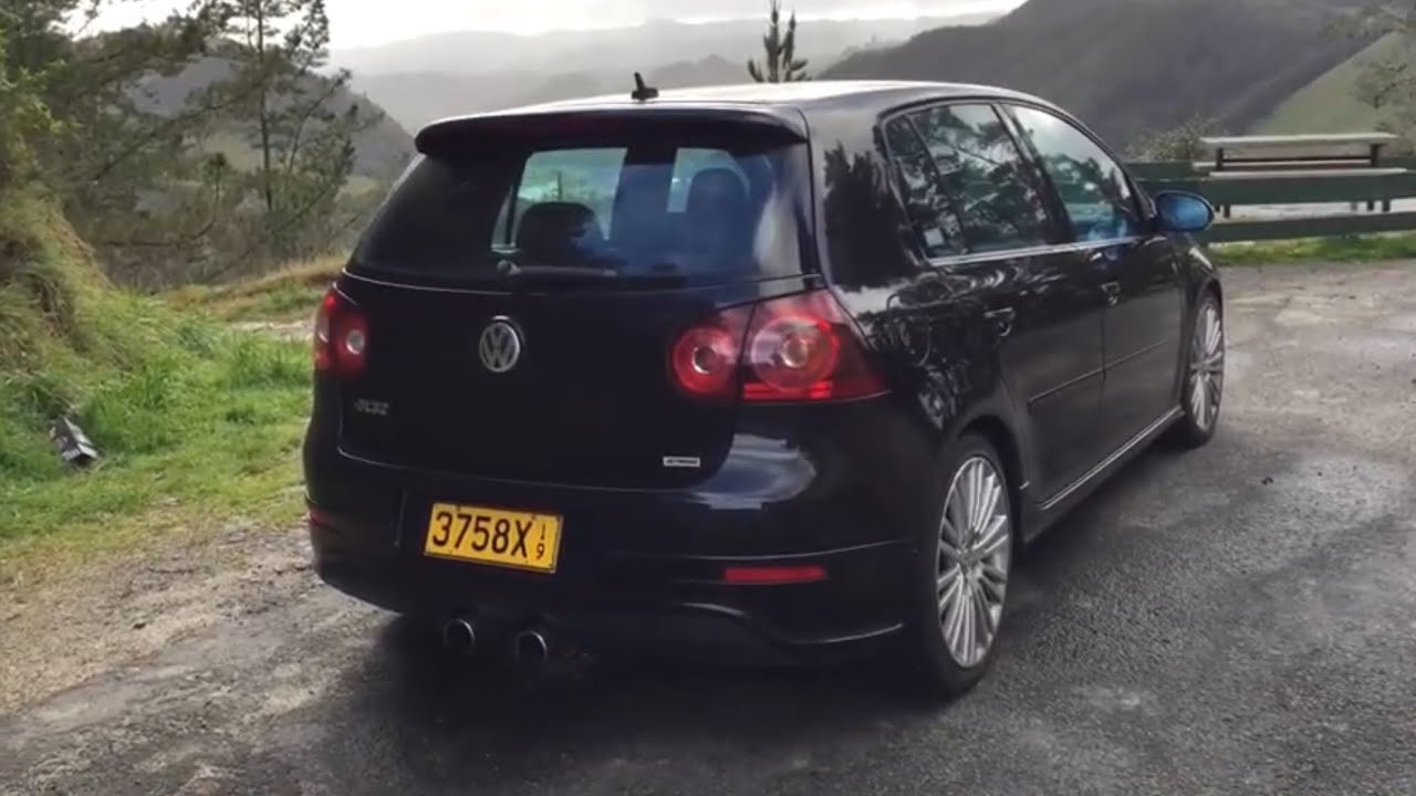 Golf R32 Test goes like the wind. Out of Town to the mountains. NEW ...