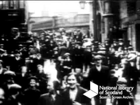 Factory workers leaving Camperdown jute mill in Dundee, 1912 - YouTube