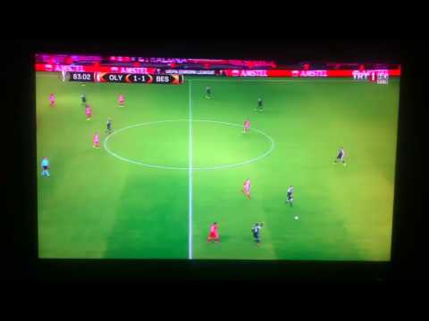 Atina'da Beşiktaşlı taraftarlardan \