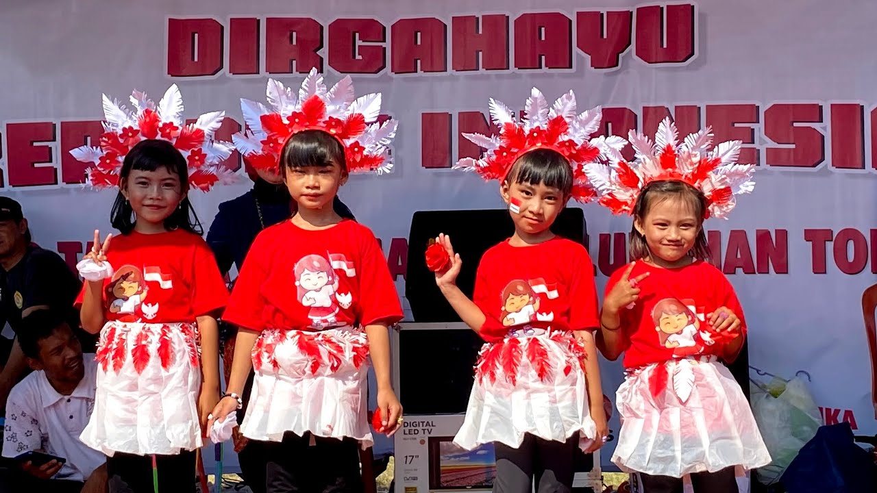 Lomba Tari Agustusan // Tari Hulahoop // Bocil Squad 🤗 - YouTube