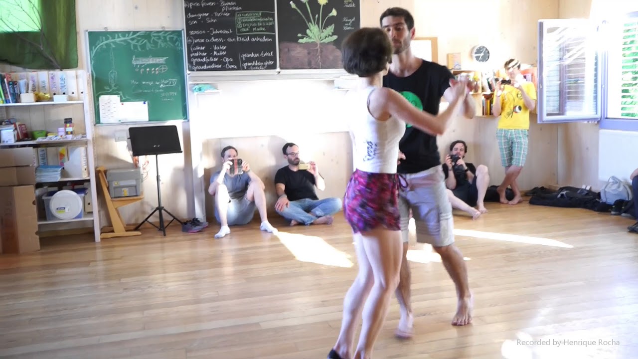 Bruno Prado e Sarah Collings @ Forró im Mai Festival 2017 - YouTube