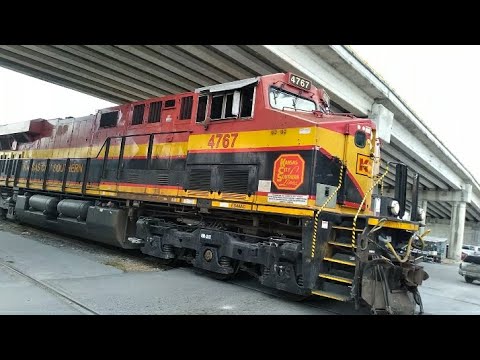 El O-670 con dupla ES44AC: CPKC 4767 y 8863. Especial "Fechas Patrias", parte 1. - YouTube