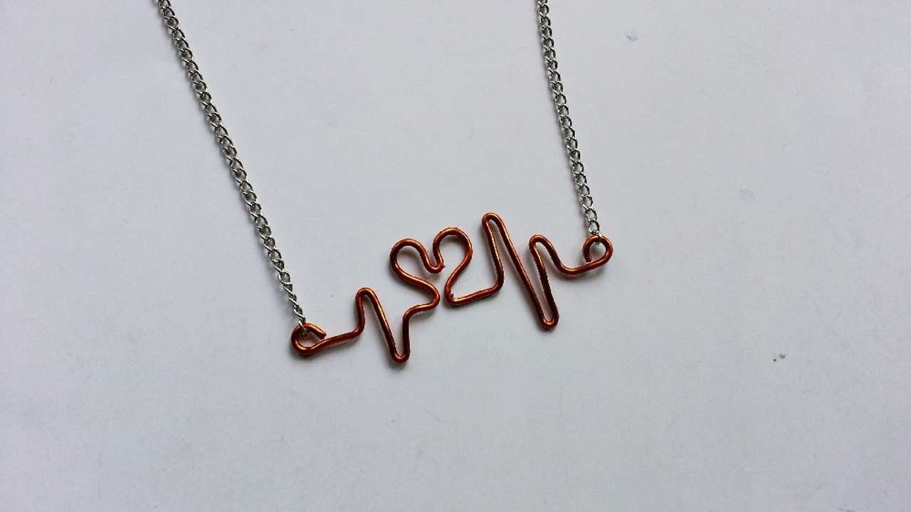 How To Make A Heart Beat Necklace - DIY Crafts Tutorial - Guidecentral ...