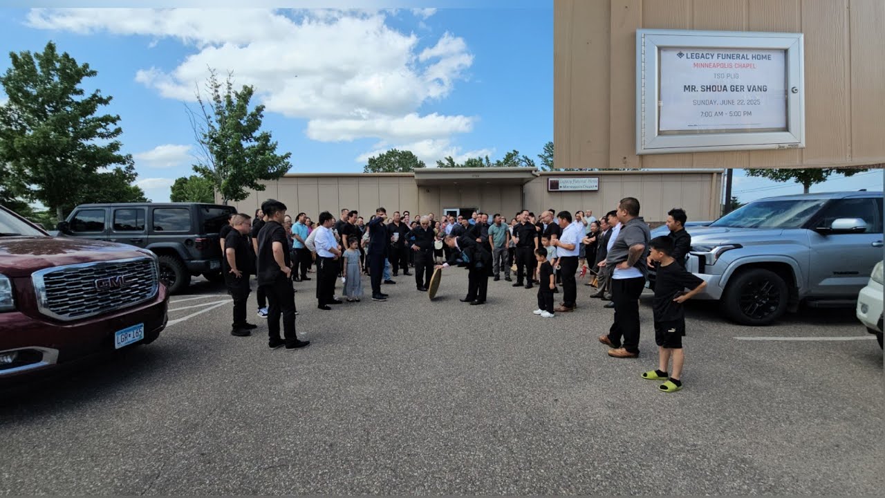 Tso Plig for our father Shoua Ger Vang - YouTube