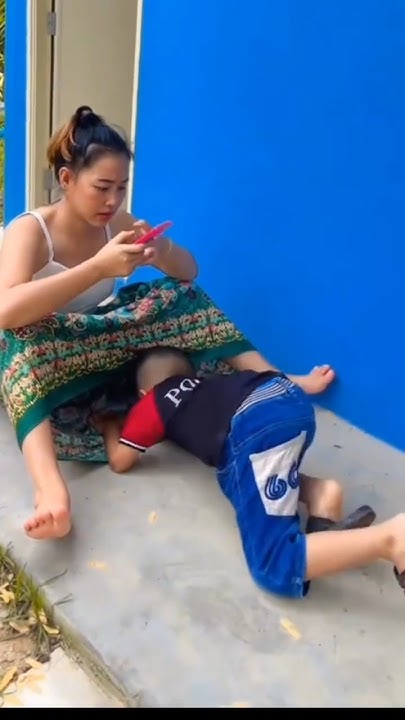 Reaction prank Funny fails😅😅😂 _shortsfails _shortvideo _failsvideo _shorts _funny #shorts #prank ...