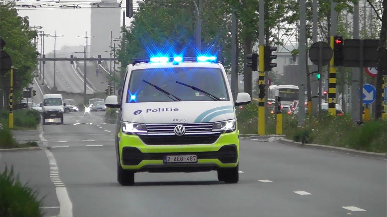 T6.1 Politie Combi Antwerpen met spoed over de Noorderlaan in Antwerpen - YouTube