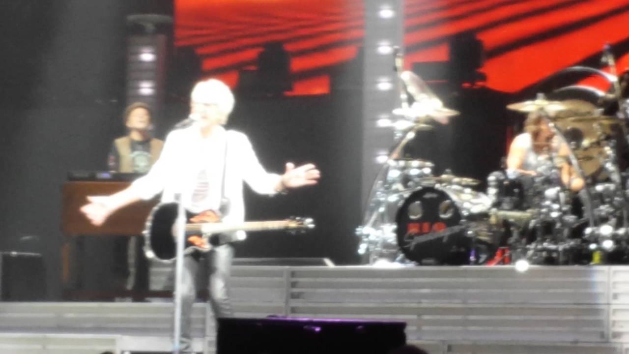 REO Speedwagon - Keep Pushin On - YouTube