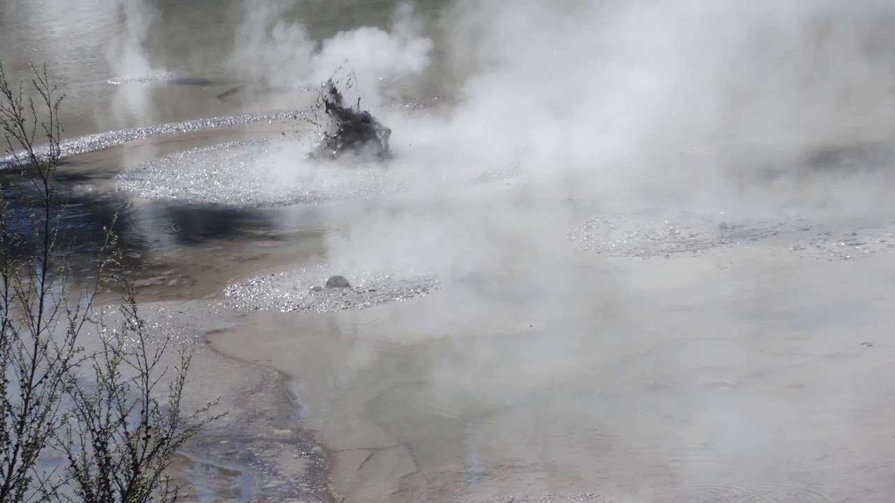 Rotorua Mud pools - YouTube