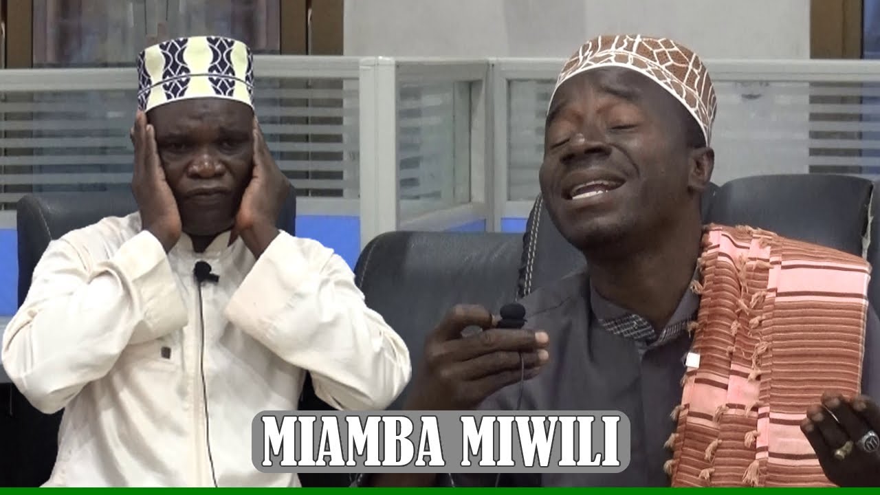 Vita vya miamba miwili ilipokutana katika kiwanja kimoja - YouTube