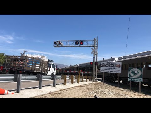 FWRY 3501 Excursion Train, Hwy. 126 Railroad Crossing Fillmore, CA - YouTube