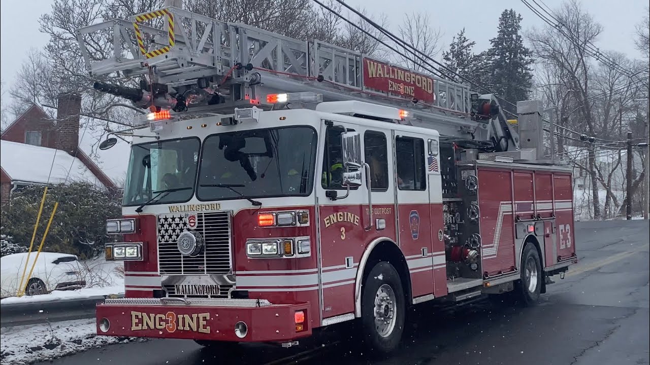Wallingford CT FD New Engine 3 Responding - YouTube