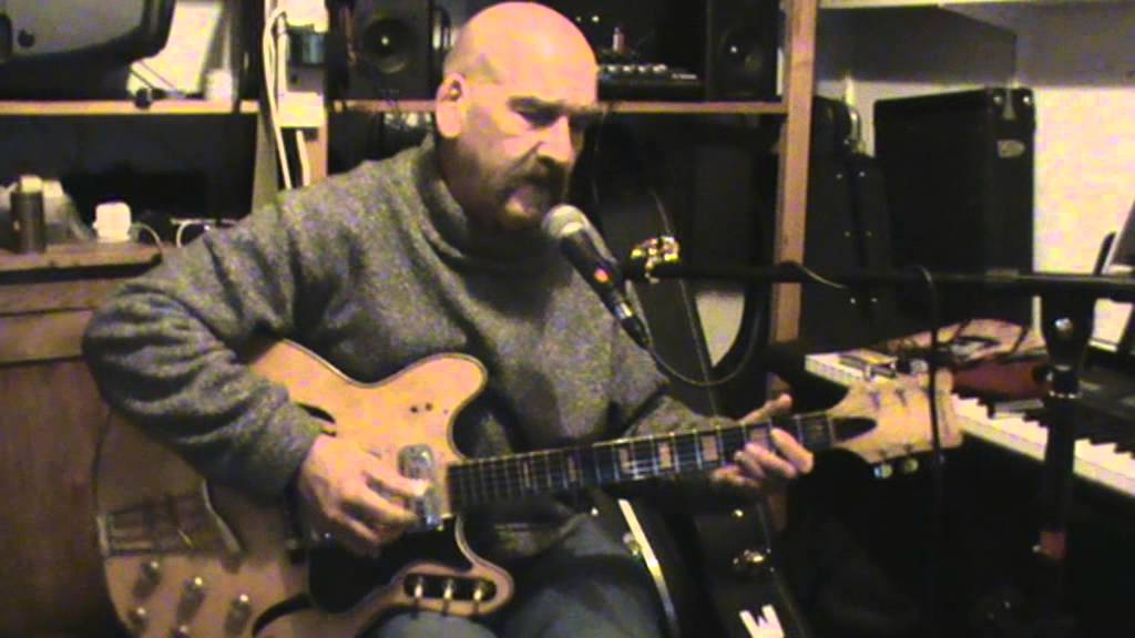Andrew Bazeley plays Sweet Home Chicago - YouTube