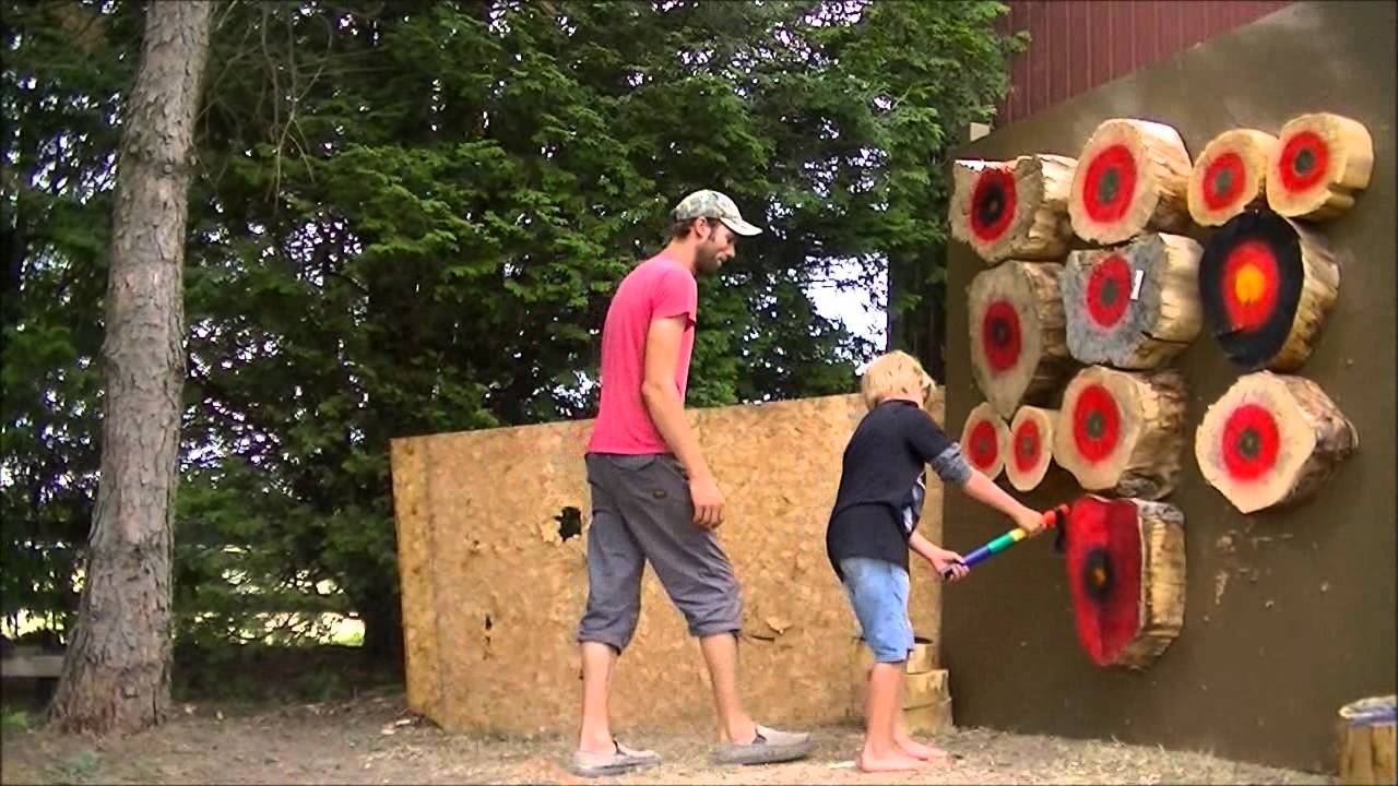 "Cold Steel Frontier Tomahawk" Throwing with the kids - YouTube