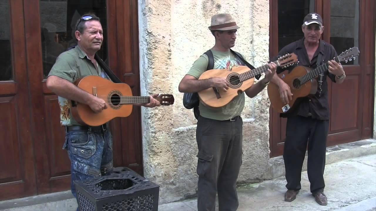 El Cuatro Puertorriqueño en Cuba - YouTube