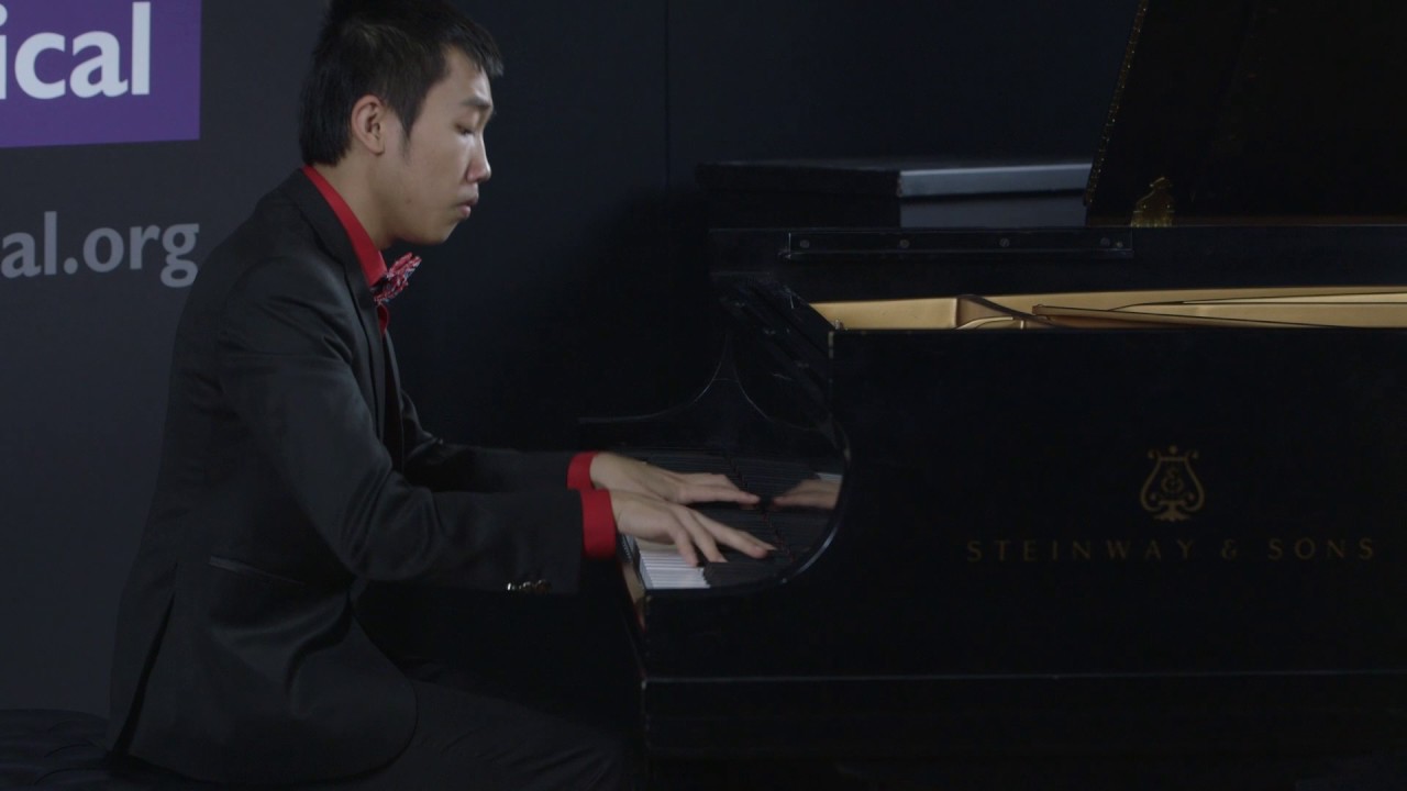 Simon Su plays Chopin at CPR Classical - YouTube