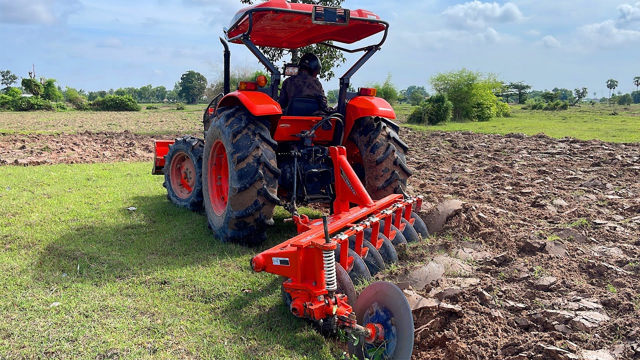 Traçtor Kubota M6040 SU,Tractor Khmer Farmer - YouTube