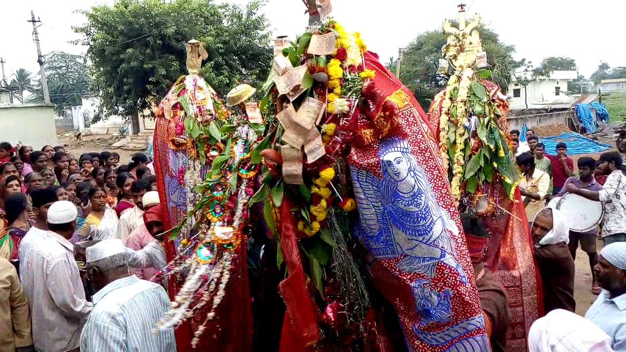 Maktha anantharam in moharram - YouTube