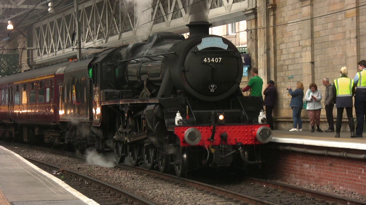 Forth Bridge and Borders Steam Special at Edinburgh Waverley 6th August ...