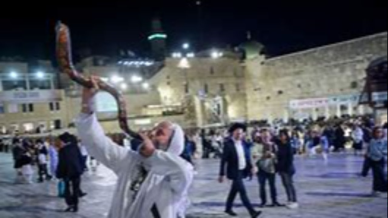 El nora alilah - YouTube