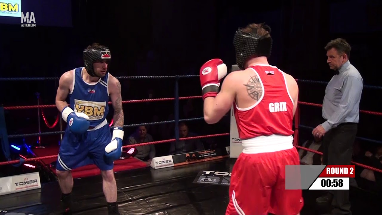 Corporate Boxing 17th March 2018 - Matt Grix vs Ryan Cannell - YouTube