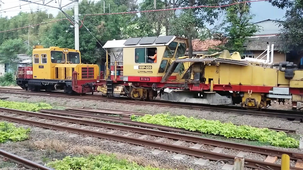 Kuning-Kuning ngambang di rel Apakah Itu..?? - YouTube