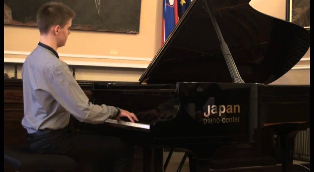 Nace Slak plays Bojan Glavina Nocturno (Nokturno) - YouTube