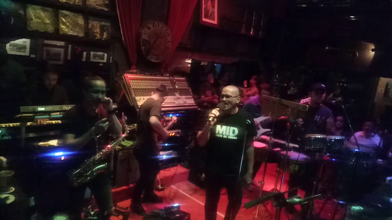 เมื่อThe Emergency band '2017@Saxophone pub.BKK. - YouTube