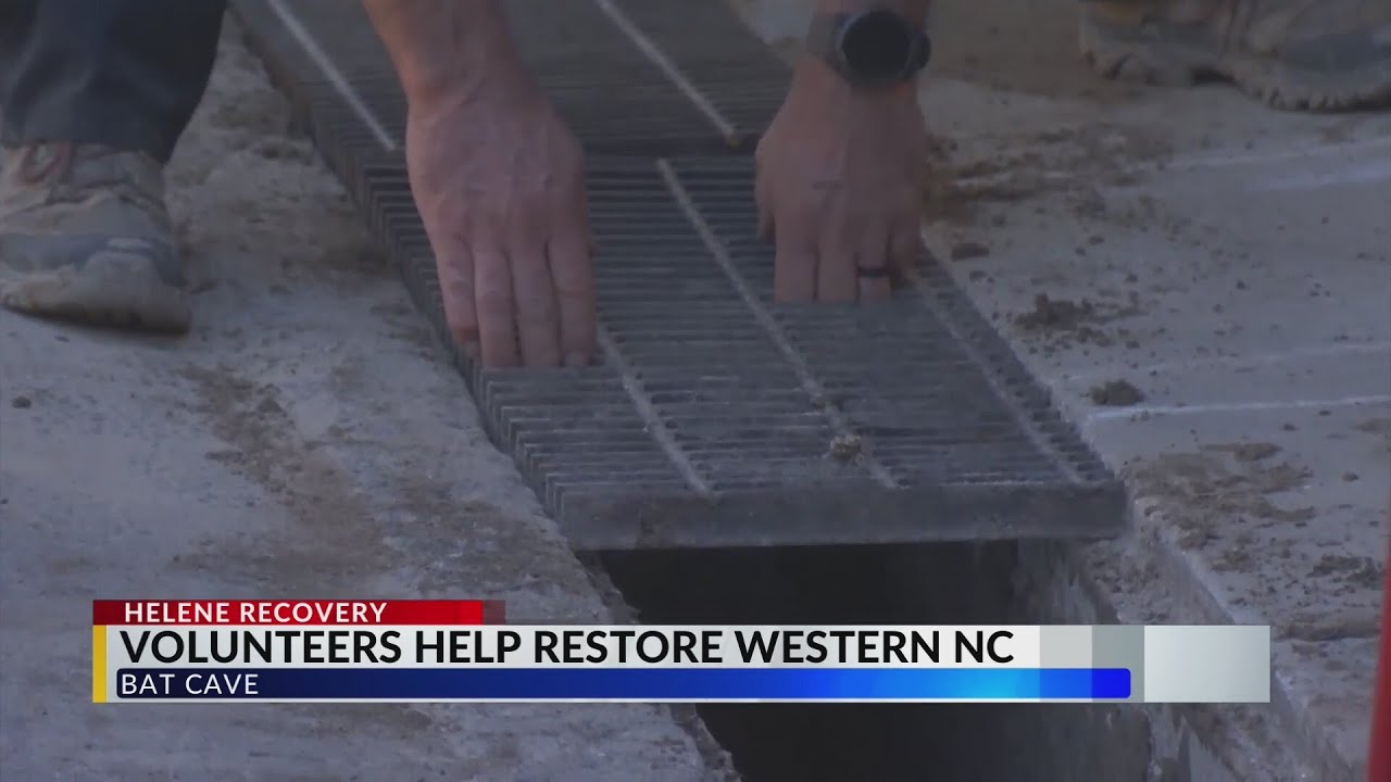 Volunteers help rebuild in western NC - YouTube