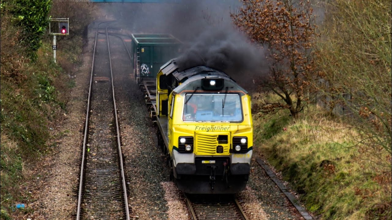 *CRAZY CLAG & TONES* FL Class 70 No. 70015 on 4H68 Guide Bridge Yd ...