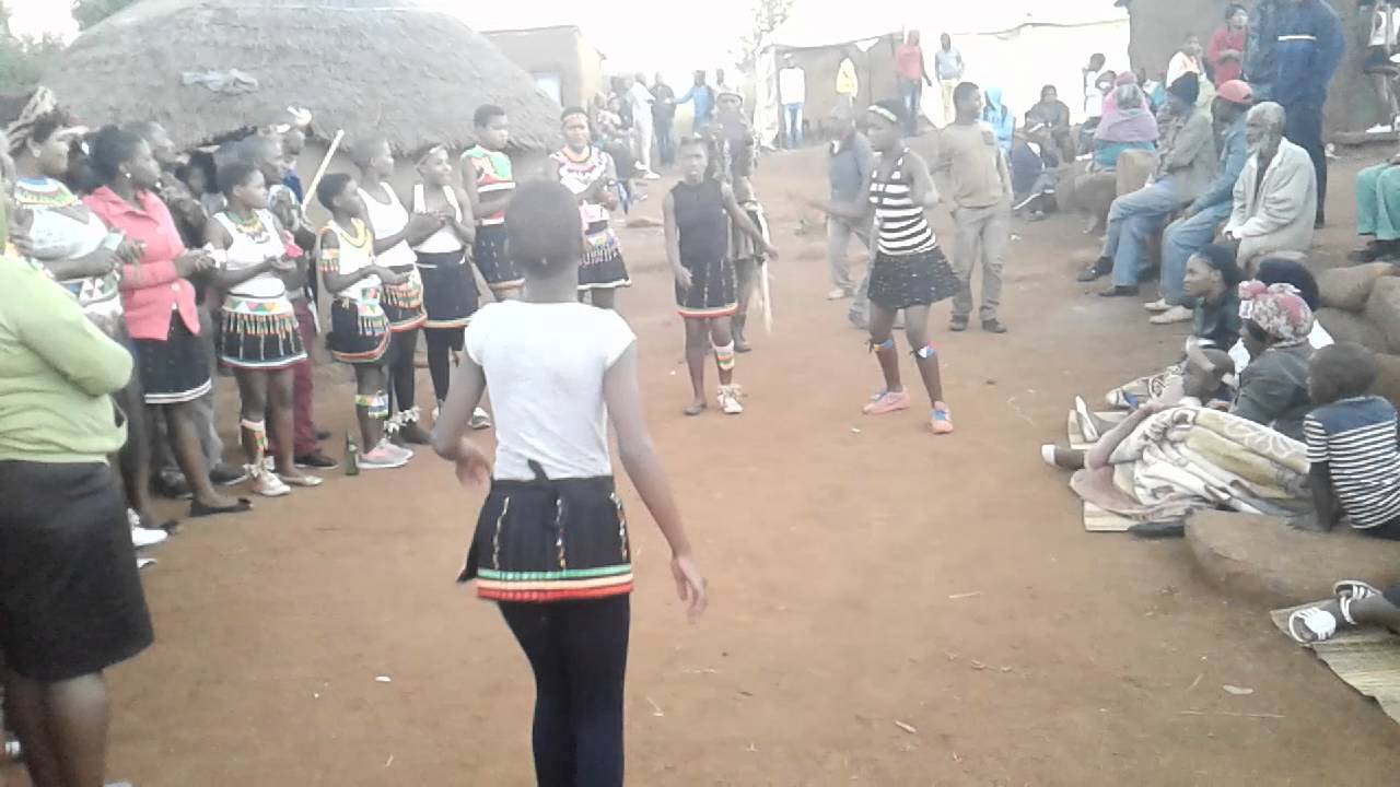 ukugida kwezintombi - YouTube