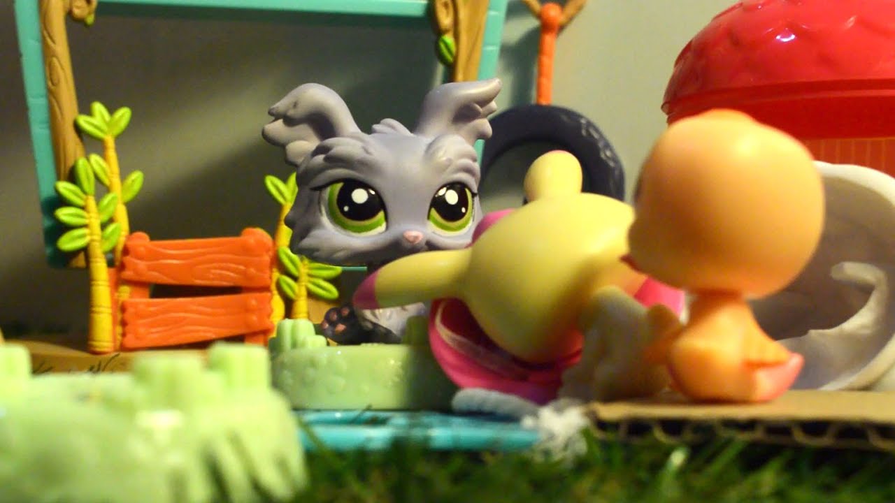 Lps Movie : Outside - YouTube
