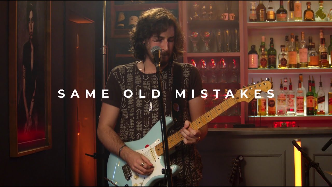 Vinyl Paradise - Same Old Mistakes (Live at Winehouse) - YouTube