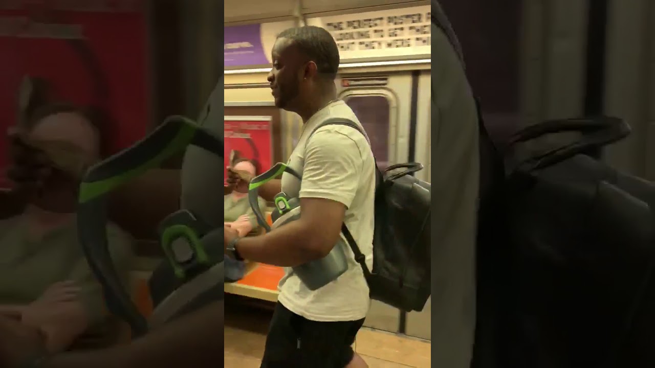Good Samaritan of NYC Subway - YouTube