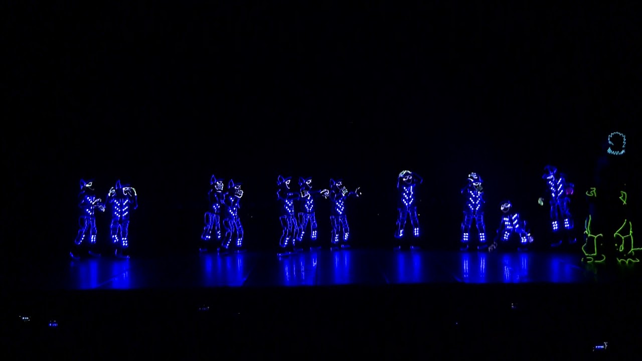 Programmable led light costume for kids - YouTube