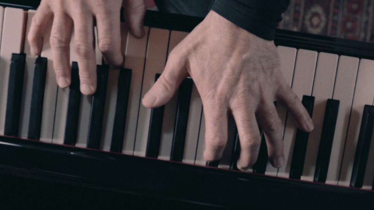 Jean-Christophe Cholet - Short improvisation #8 - YouTube