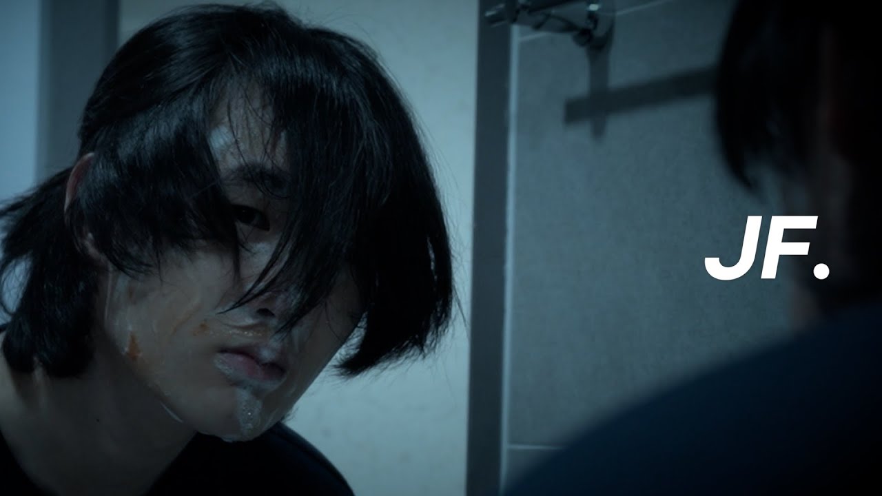 [초단편 영화] ESCAPE FROM ME - YouTube