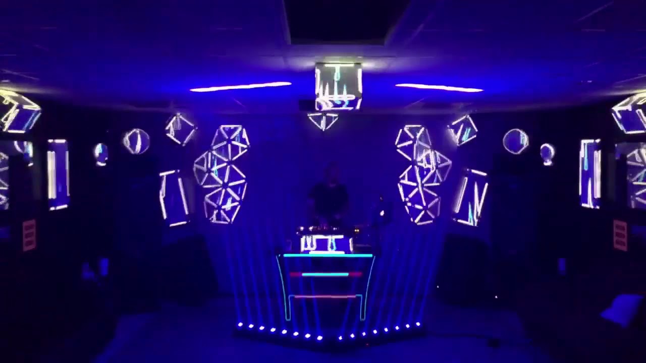 Scotty B Live at the Lightclub - Livestream 4-10-2020 - YouTube