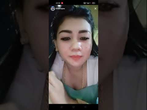 AIDA TRAPAS MAKAN MIE GACOAN