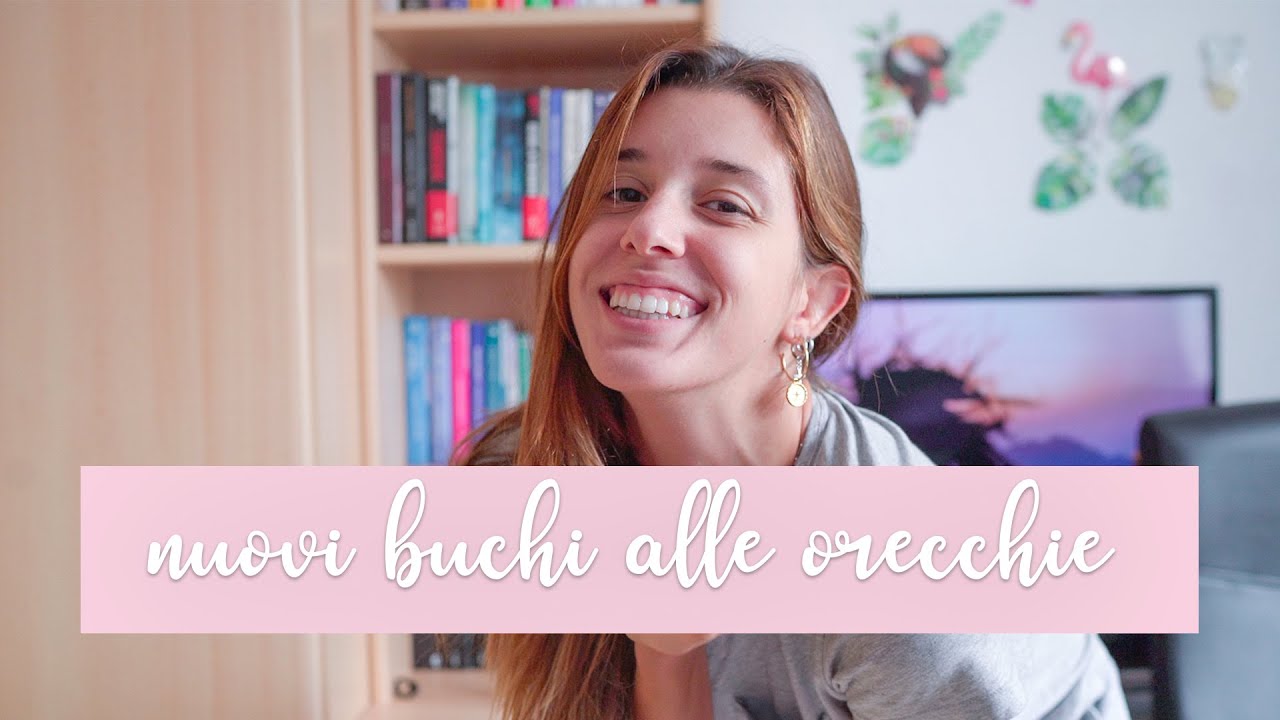 Ho fatto da sola i buchi alle orecchie | Alice De Rosa - YouTube