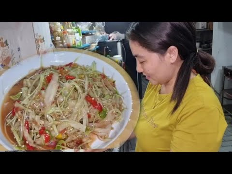 Los nrog peb noj taub hau npua tsaws nawb qab kawg li o - YouTube